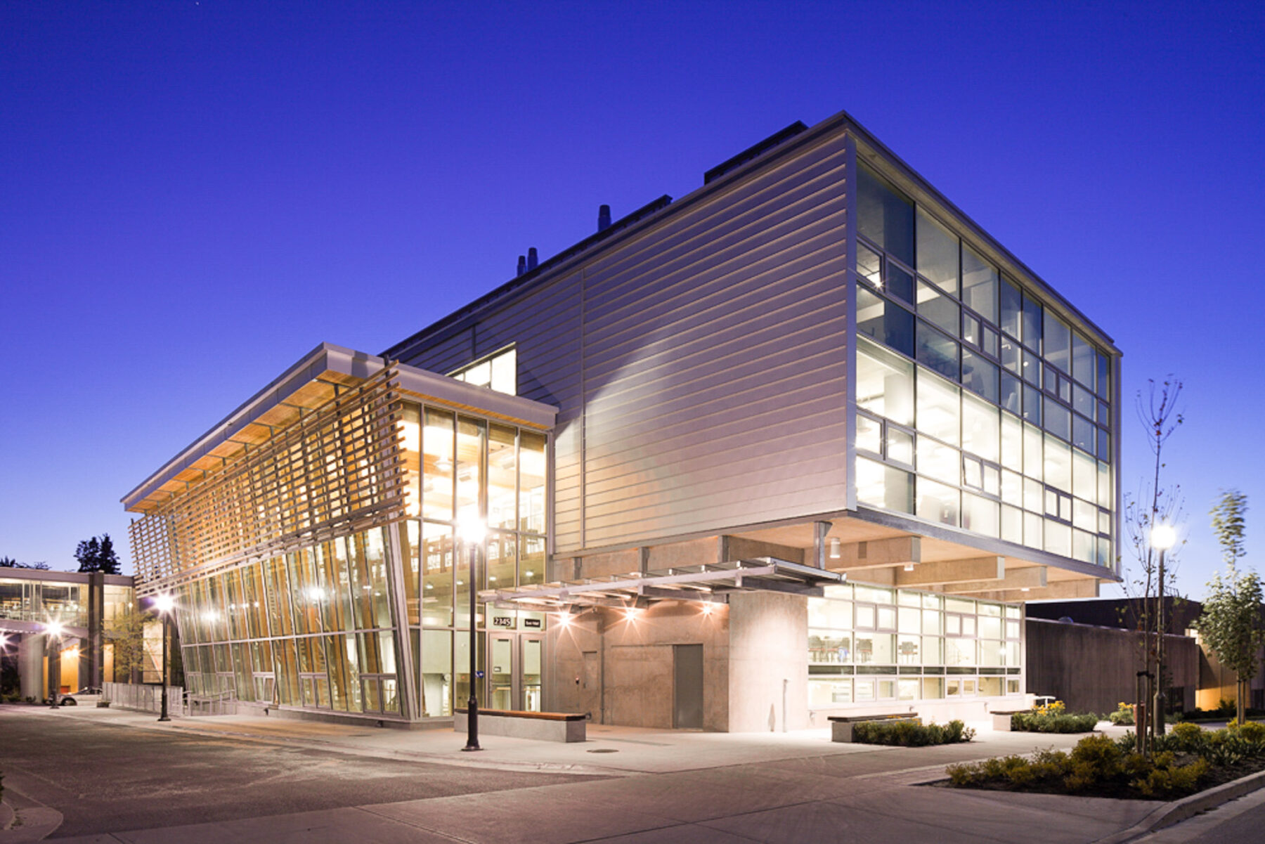 Wayne and William White Engineering Design Centre - Fast + Epp