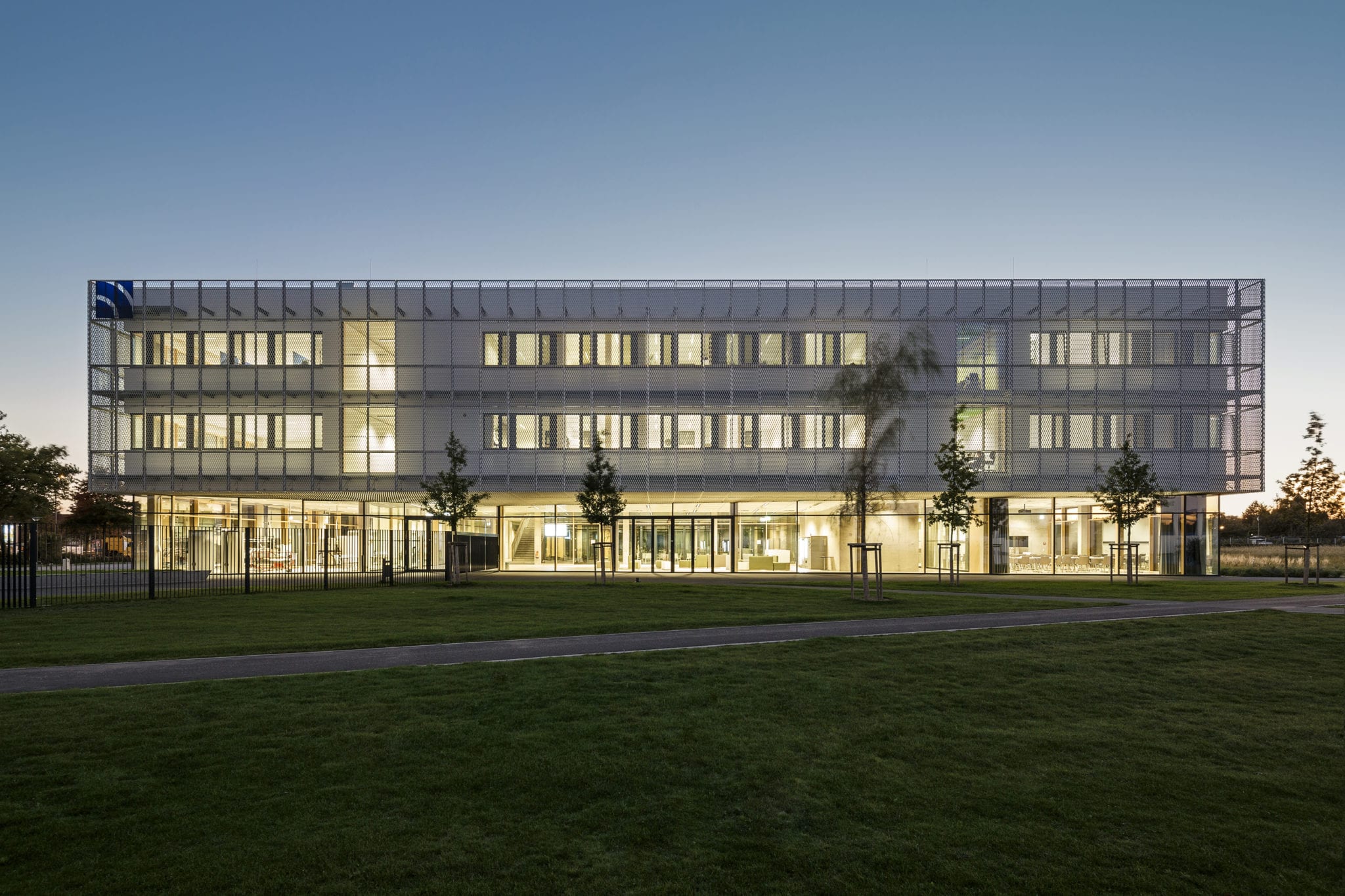 Frankfurt office awarded first German university project - Fast + Epp