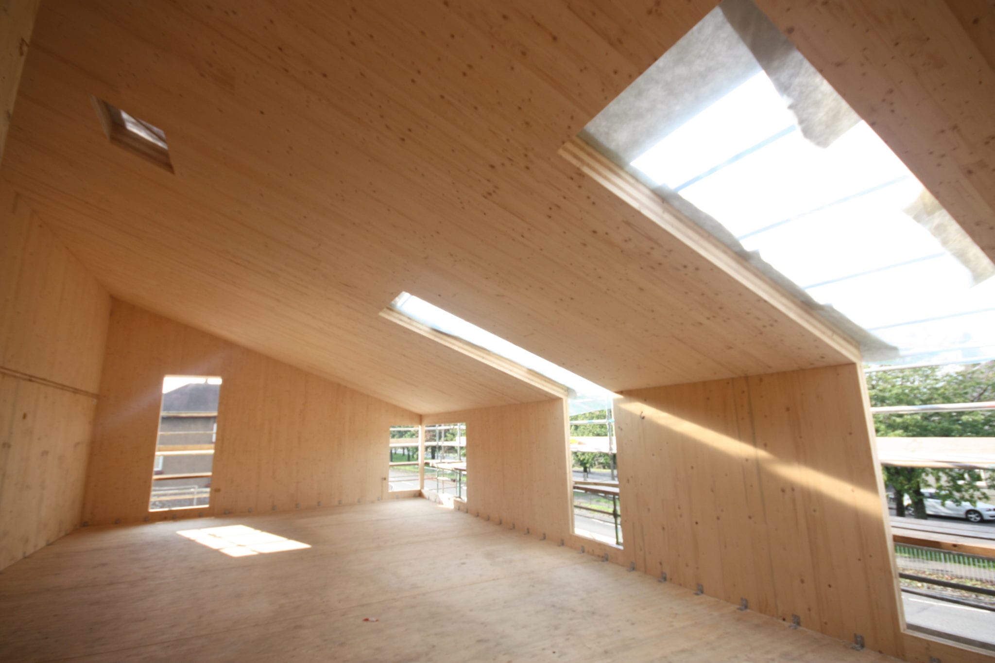 Cross Laminated Timber (CLT) - Fast + Epp