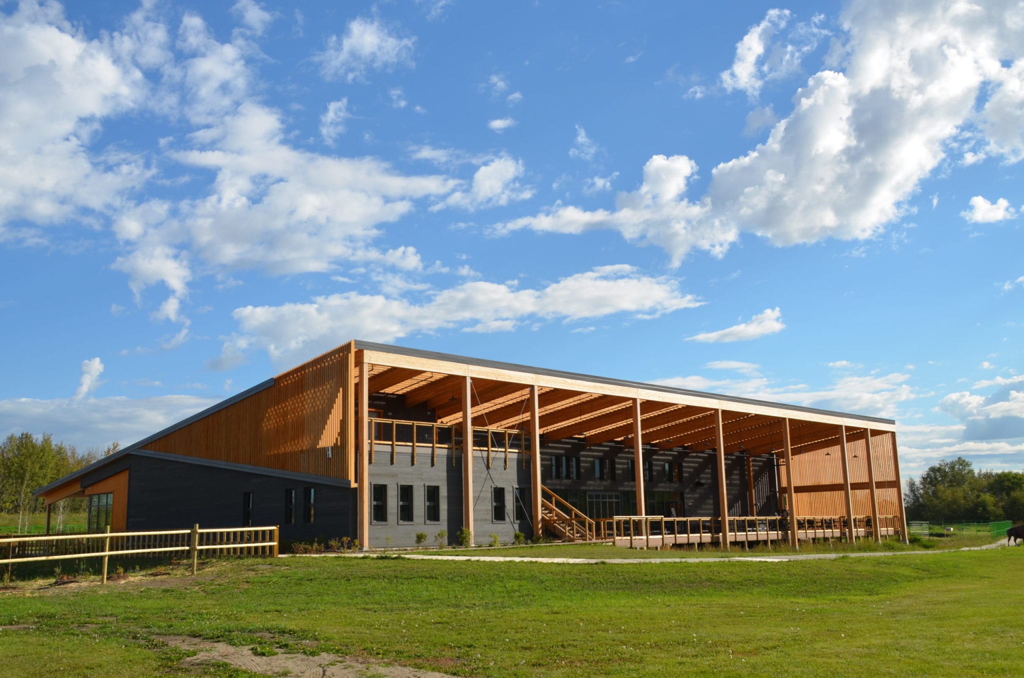 Métis Crossing Cultural Gathering Centre - Fast + Epp