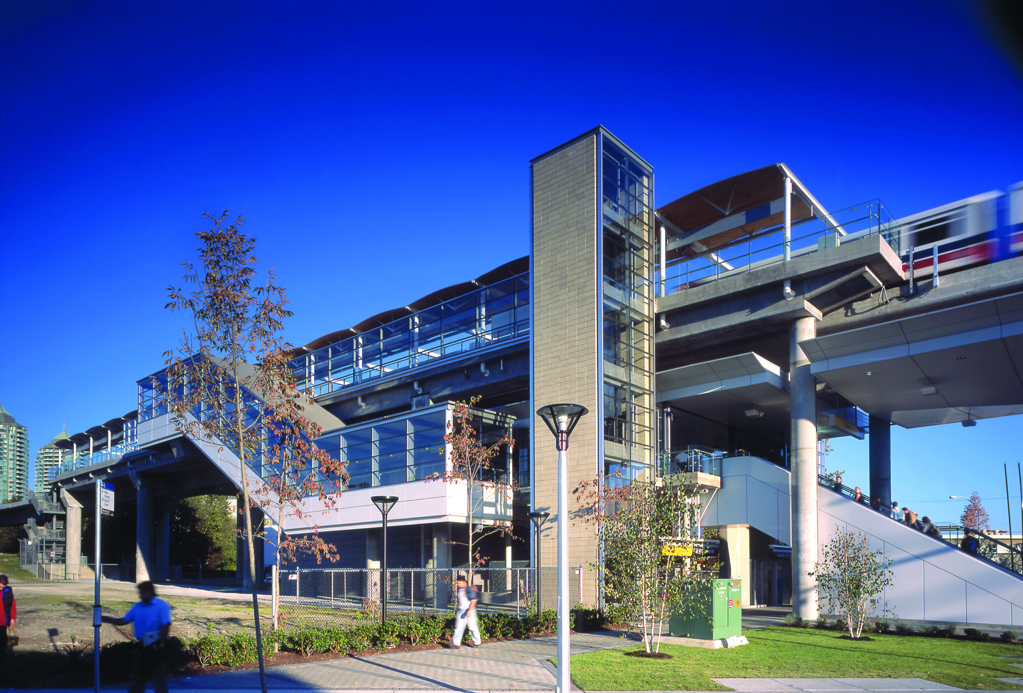 Millenium Line Skytrain - Gilmore Station - Fast + Epp